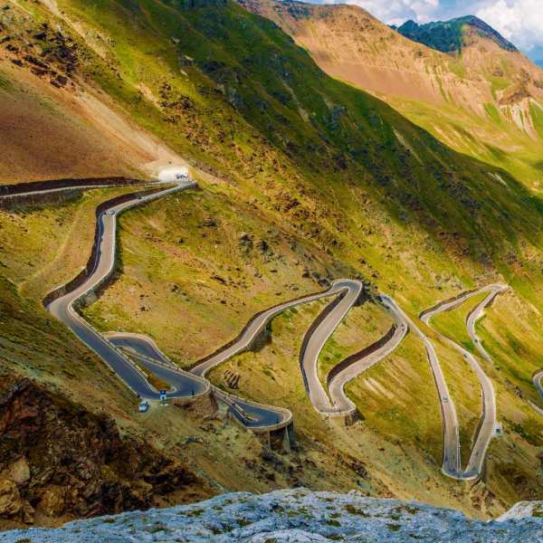 The Top Driving Roads in Northern Italy – Road Trip Club